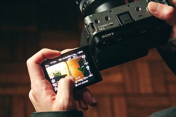 Sony FX3 Camera | Full Frame Cinema Line Camera | Sony Canada